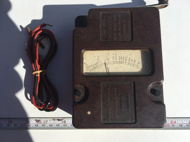 EVERSHED & VIGNOLES ltd Bakelite 500V Megger wind-up insulation tester ...