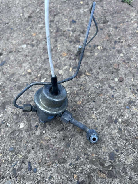 MERCEDES W126 R129 W124 W201 pressure regulator fuel pressure regulator ...