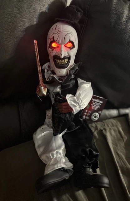 TERRIFIER ART THE Clown Animatronic Motion Sensor Hacksaw With Lights ...