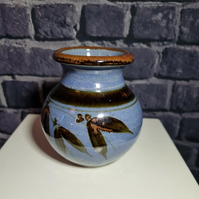 NICK DOUGLAS STUDIO Art Pottery - Attractive blue & brown leaf design ...