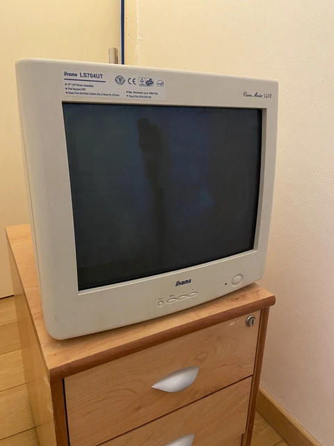 IIYAMA VISION MASTER 1403 CRT Monitor EUR 250,00 - PicClick FR