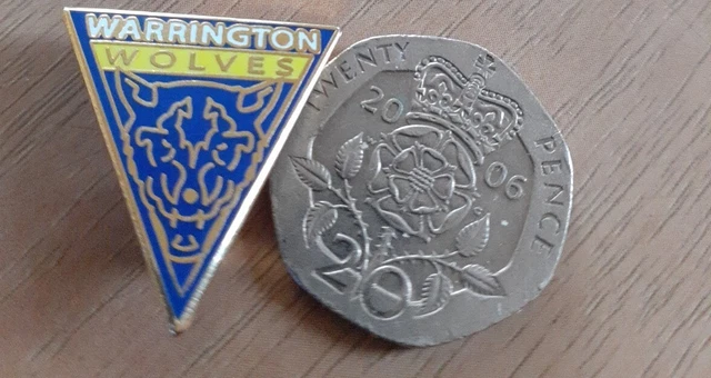 WARRINGTON WOLVES RUGBY 🏉 League BADGE £2.49 - PicClick UK