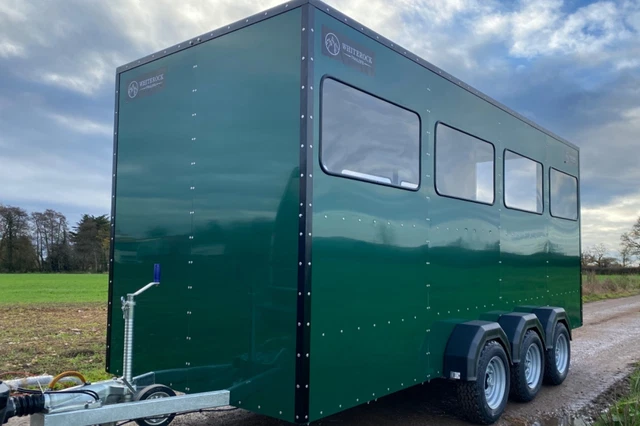 BEATERS GUN BUS Wagon Passenger Trailer - for Estate Shoots or ...