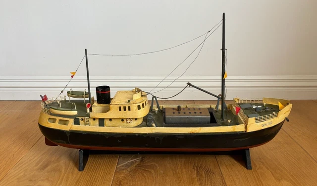 VINTAGE VERON MOTORISED Model of Deep Sea Trawler 80cm - Rare ...