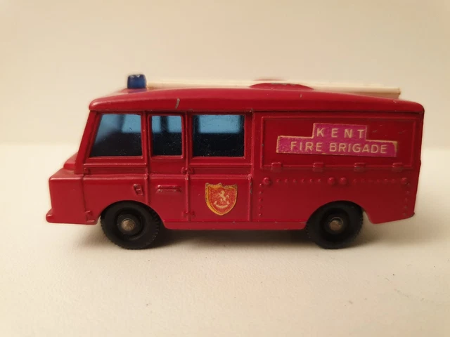 CAMION DE POMPIERS miniature Matchbox lesney Land Rover fire truck n°57 ...