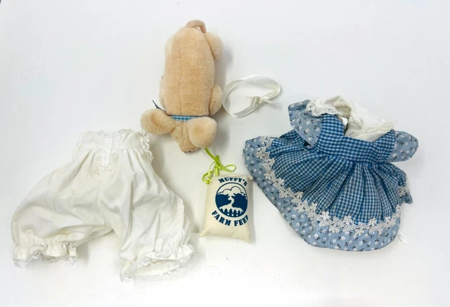 NABCO MUFFY VANDERBEAR Down On The Farm Outfit With Rudy Pig Plush £10. ...