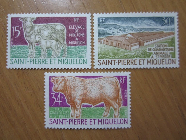 BEAUX TIMBRES DE S.p.m. N° 407 - 409 Elevage Neufs Sans Charniere EUR ...