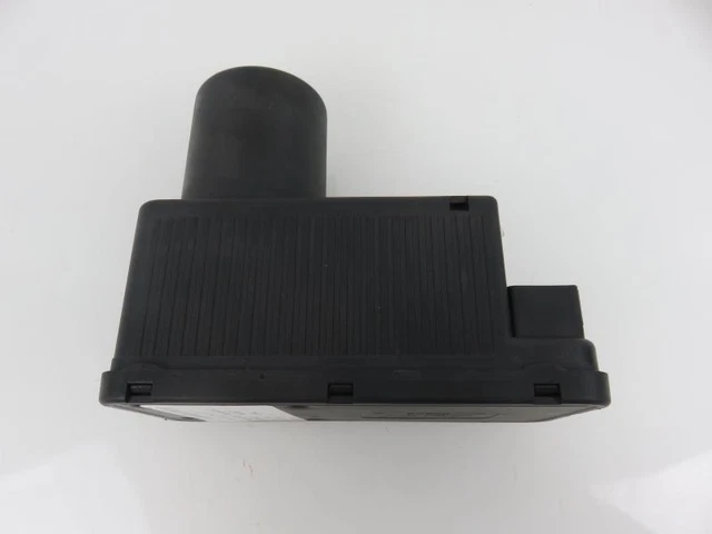 MERCEDES W202 CENTRAL LOCKING PUMP ZV PUMP VACUUM PUMP 0132006349 £61. ...