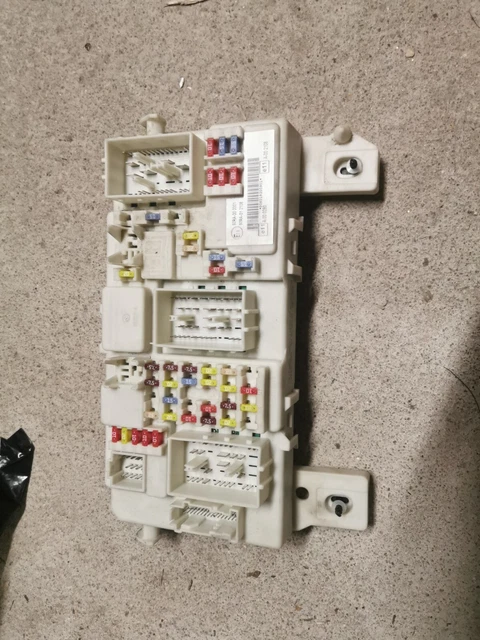 FORD KUGA MK1 Body Control Module Fuse Box Bcm 7M5T-14A073-Jg 2008 ...