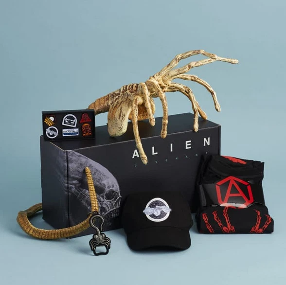 A-BOX ALIEN COVENANT FACEHUGGER / HAT / PINS / BOTTLE OPENER /T-SHIRT ...