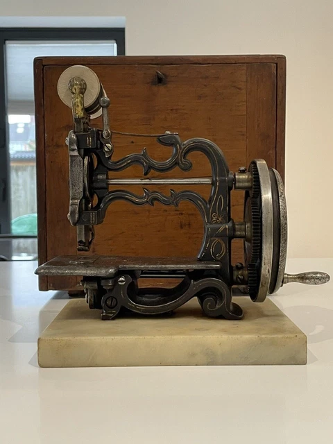 ANTIQUE 19TH CENTURY Charles Raymond Cast Iron Hand-Cranked Sewing ...