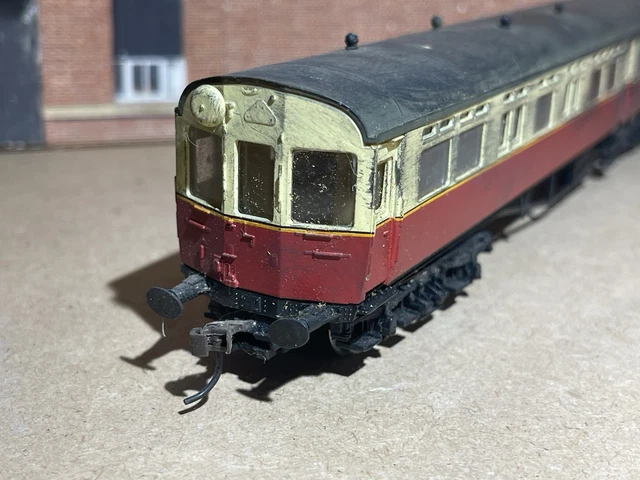 MAINLINE OO GAUGE Model Railway Crimson And Cream Autocoach Weathered £ ...