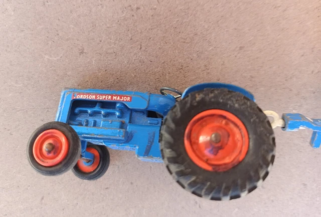 RARE ANCIEN TRACTEUR LESNEY FORDSON TRACTOR et sa REMORQUE EUR 21,90 ...