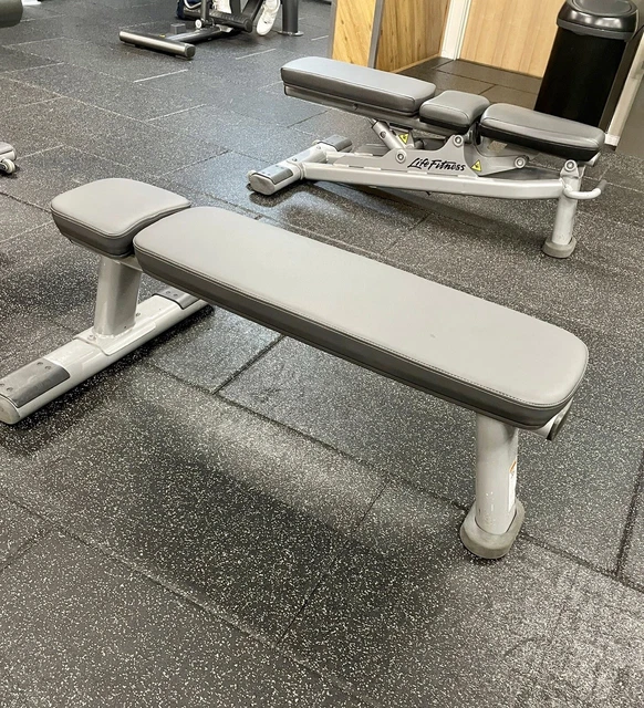 LIFE FITNESS SIGNATURE Series Flat Bench £395.00 - PicClick UK