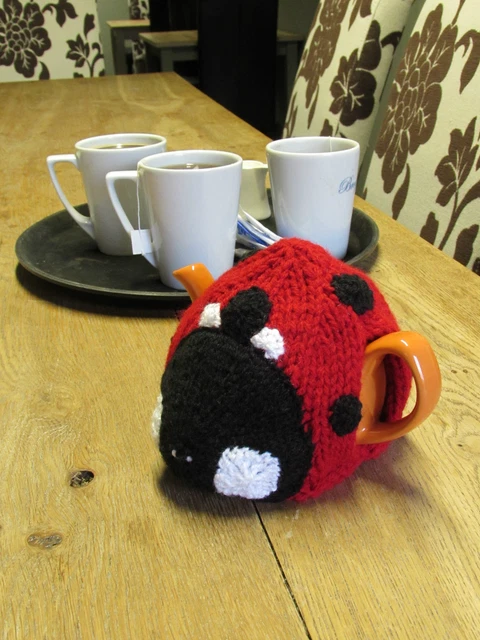 LADYBIRD TEA COSY Knitting Pattern for Small Teapot - Knit your own £4. ...