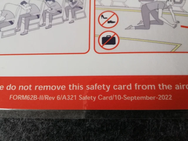 SMARTLYNX AIRBUS A321 Safety Card carte de sécurité numéro septembre ...