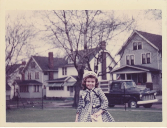 VINTAGE FOUND PHOTO - Pretty Little Girl Smiles In Cute Dress Ford ...