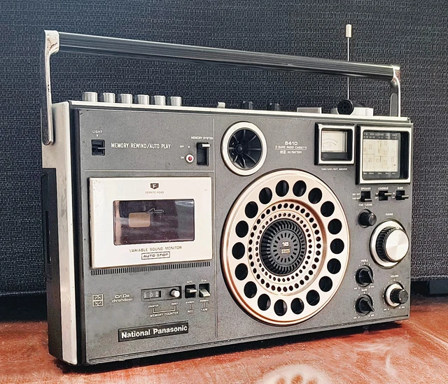VINTAGE NATIONAL PANASONIC RF-5410 Portable Radio/Cassette Player ...