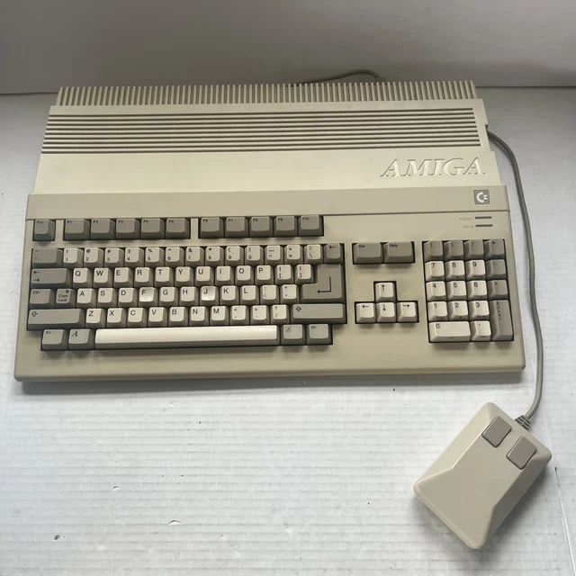 VINTAGE COMMODORE AMIGA 500 Personal Computer Complete W/ Box Untested ...