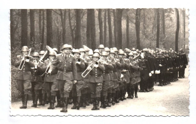 FOTO MUSIKZUG DER NVA Musiker Soldaten Volksarmee DDR EUR 9,90 ...