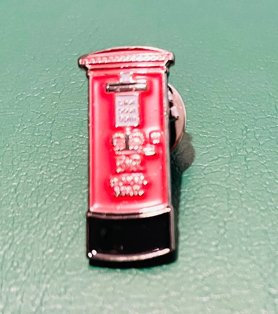 POST BOX PIN Lapel Badge Royal Mail Postman Traditional British UK ...