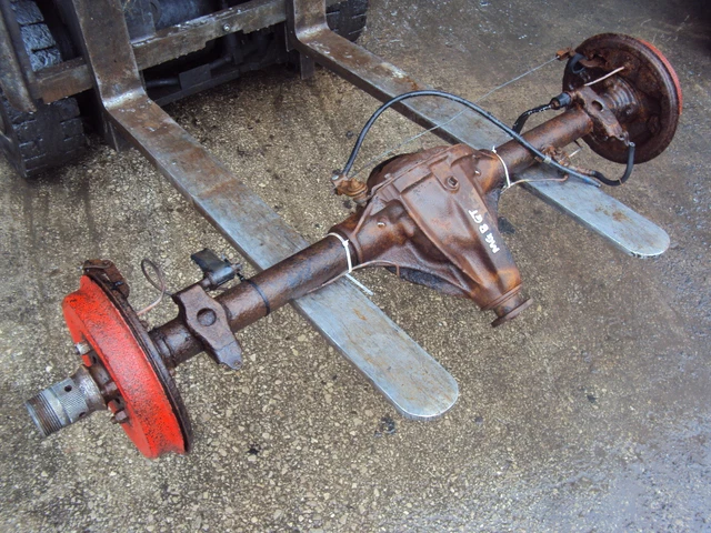 MORGAN / MG MGB GT Salisbury Rear Axle 1960-1970 With Knock Off Spline ...