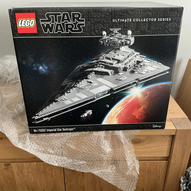 LEGO STAR WARS imperial star destroyer 75252 ucs Brand New And Sealed £ ...