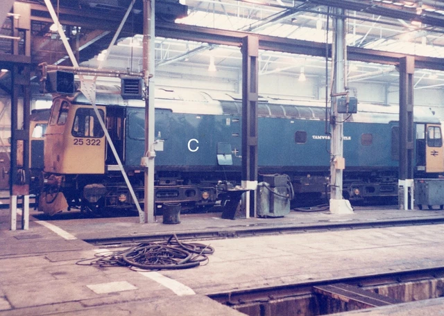 BRITISH RAILWAY B.R Photograph - Class 25 25322 In Crewe Depot 12/01 ...