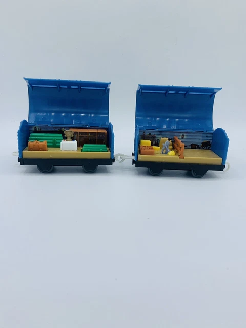 THOMAS & FRIENDS Trackmaster See Inside Horse Show Coach Car Flip Open ...