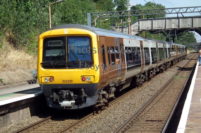 CLASS 323 323220, 3 car EMU, in West Midlands Trains at Gravelly Hill ...