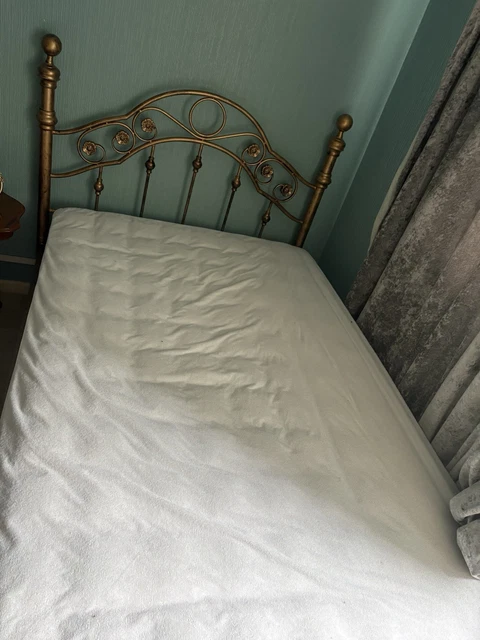 ATLAS BED TRADITIONAL Style Bedframe Metal Black Antique Brass Finials ...