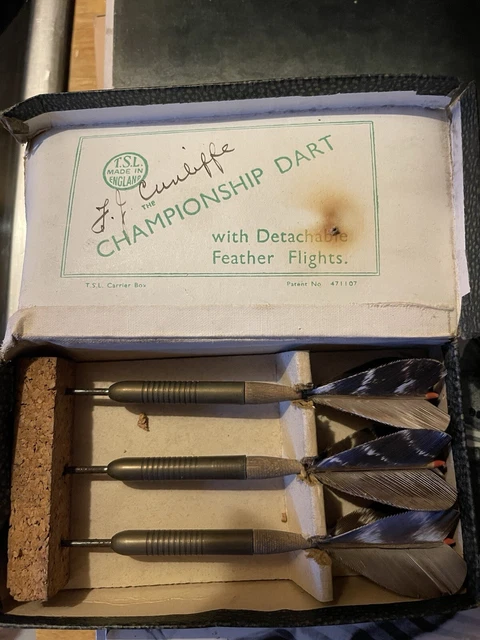 TSL CHAMPIONSHIP VINTAGE darts with detachable Feather Flights original ...
