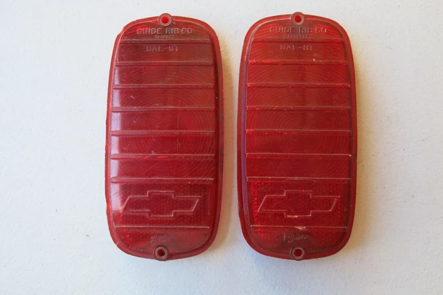 VINTAGE GUIDE RIB 60 SAE ST Tail Light Lens 5952677 Lot of 2 fits Chevy ...