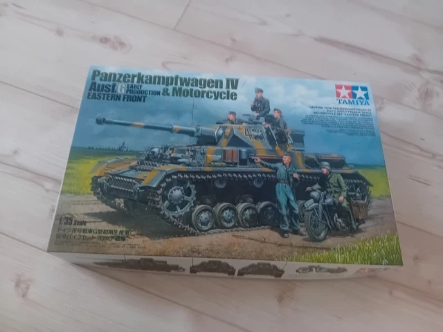 TAMIYA 25209 PANZERKAMPFWAGEN IV Ausf. G mit Krad Plastik Modellbausatz ...
