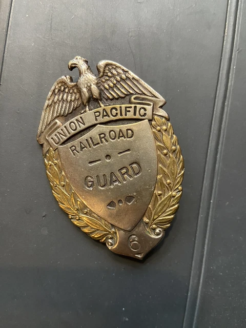RARE COLLECTIBLE RAILROAD badge. Union Pacific Railroad Badge - Guard £ ...