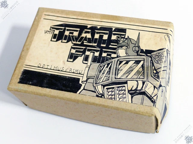 TAKARA OPTIMUS PRIME Transformers G1 Garage Model Kit Vintage 1986 ...