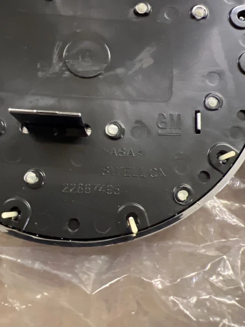 VAUXHALL INSIGNIA FACELIFT Front Bumper Emblem 22867495 *BRAND NEW ...