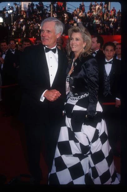 MEDIA MOGUL TED Turner and his wife Jane Fonda arrive at the six .. Old ...