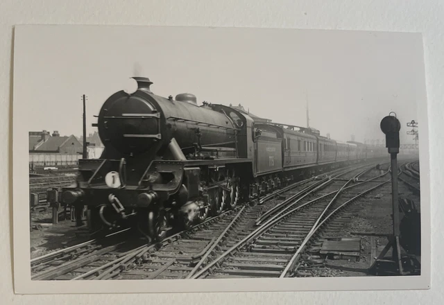 BR RAILWAY LOCOMOTIVE Photograph - 775 Clapham Junction - D3 £3.50 ...