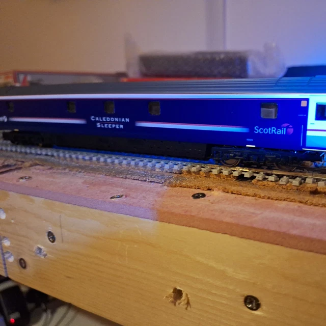 HORNBY R4307 CALEDONIAN Sleeper Mk3 10523 No Couplings wrong Box. £31. ...