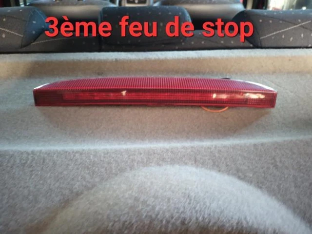 FEU ARRIERE STOP central RENAULT CLIO 2 7700844706 EUR 25,00 - PicClick FR