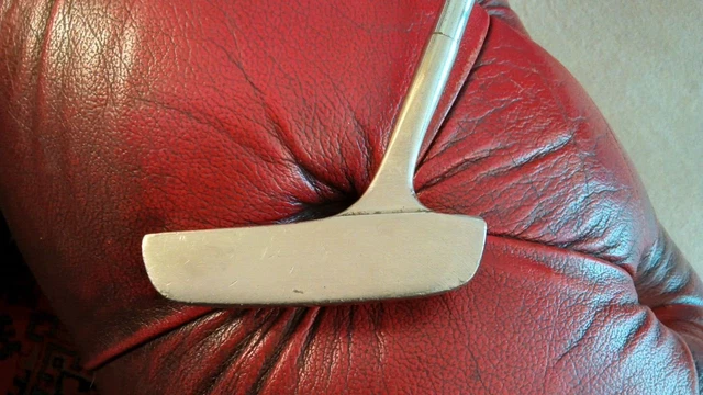 VINTAGE BRONTY GOLF Putter 'B3' British Made Tapered Blade Style R/H 35 ...