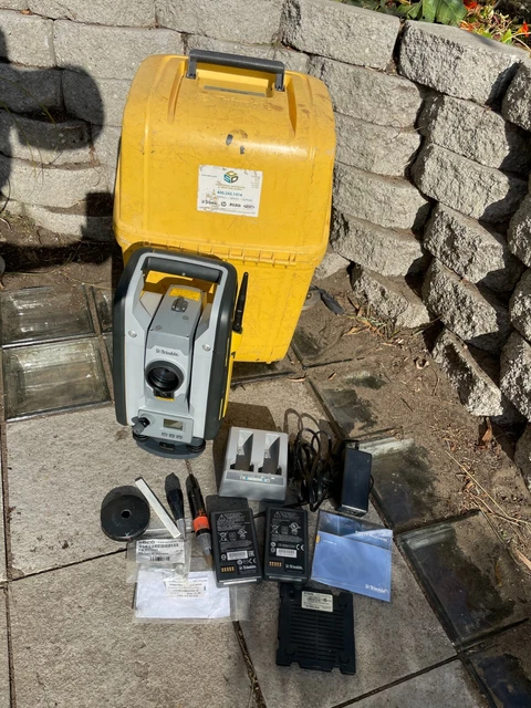 TRIMBLE RTS773 ROBOTIC Total Station 3" Sec DR HP Trimble T100 Feild ...