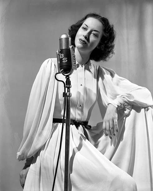 RADIO ACTRESS CATHERINE McCune models fashions She is a cast mem 1940s ...