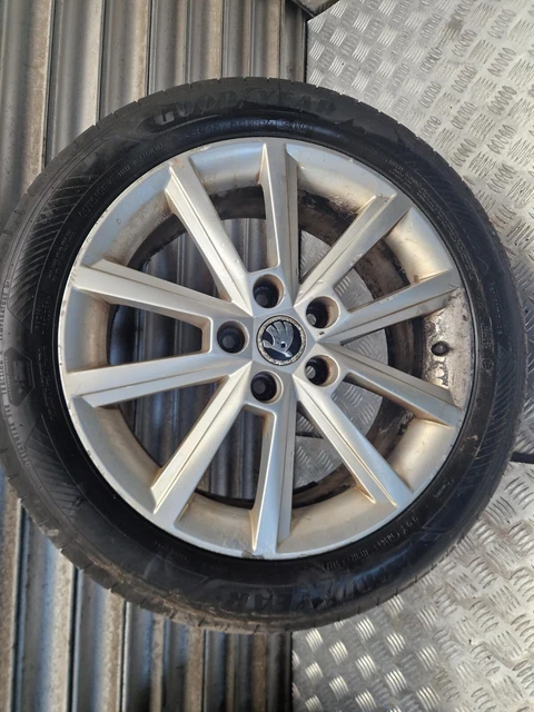 SKODA OCTAVIA ALLOY Wheel 17" Inch Tyre 215/50 R17 5.85Mm Mk3 2013 ...