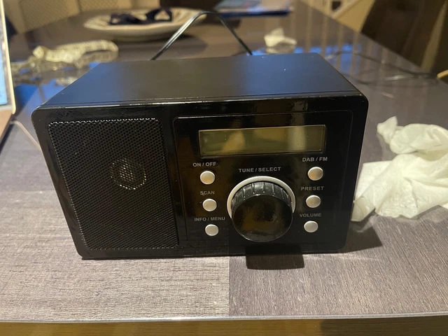 DAB/FM DIGITAL CLOCK Radio and Alarm, Black, Model DB-200 £25.00 ...