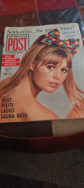 ELKE SOMMER, ROBERT Vaughn Soekarno. Bette Davis, Tania Binning, Paola ...