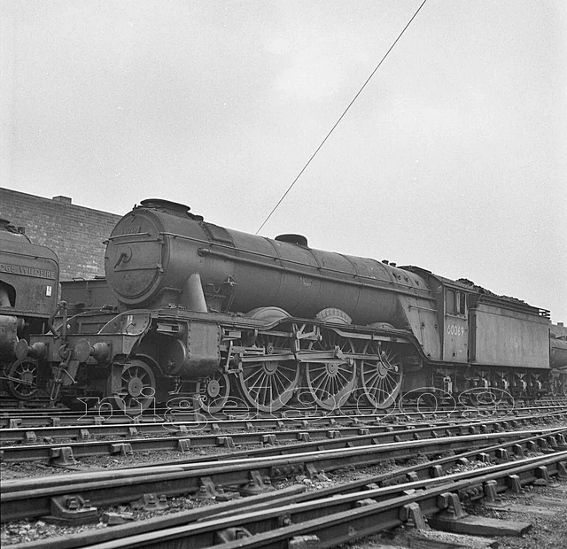 ORIGINAL MEDIUM 6CM x 6cm b&w Negative LNER A3 4-6-2 60069 Ardsley 1962 ...