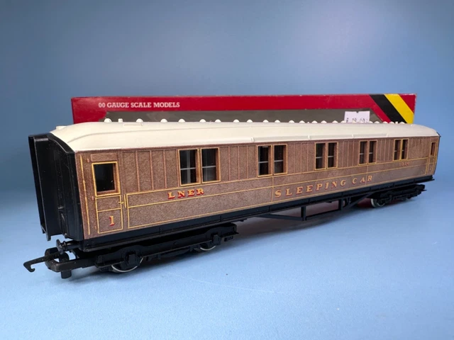 HORNBY R448 LNER Sleeping Coach/Car - OO GAUGE £20.00 - PicClick UK