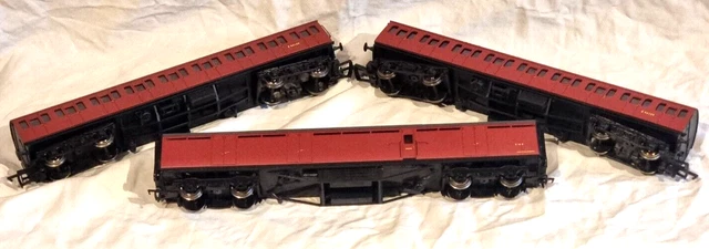 BACHMANN RAKE OF 3 BR crimson train coach 2X suburban & 1X full brake ...